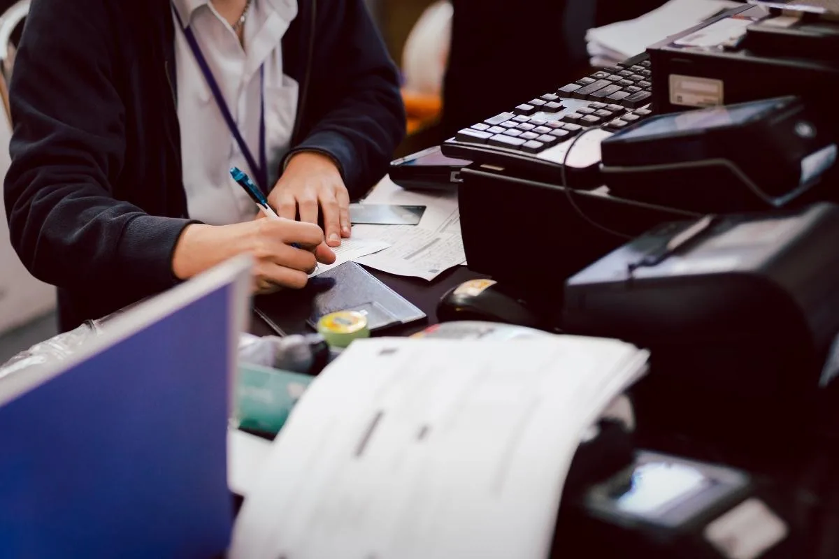 ¿Cómo Funciona El Cambio De Cheques Y Cuándo Se Acreditan?